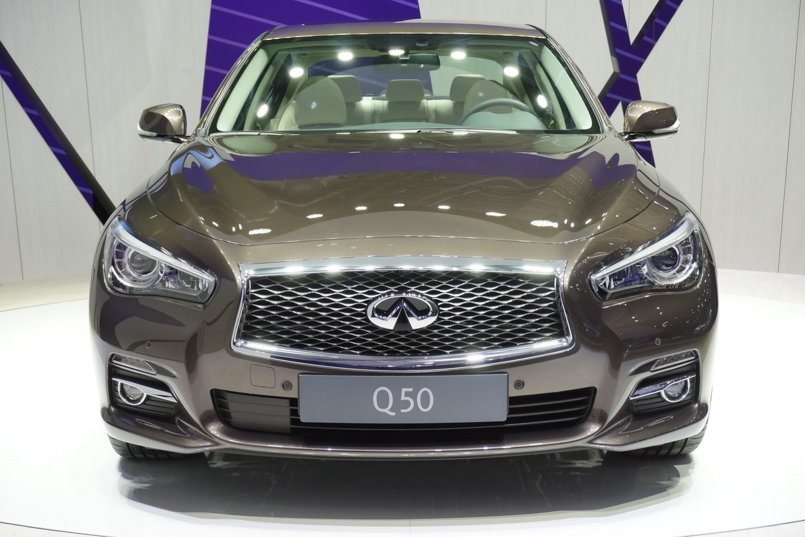 Infiniti Q50 Lands in Europe with Merc's 168HP 2.2-liter Diesel and ...